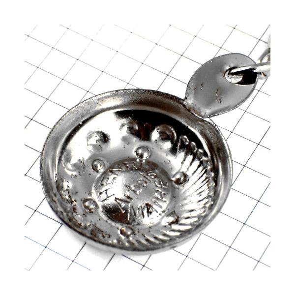 背景の１マスは５mmです。当店のキーホルダー はヴィンテージのレアな限定キーホルダー です。