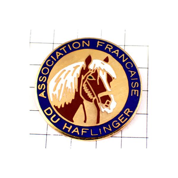 背景の１マスは５mmです。当店のピンバッジ はヴィンテージのレアな限定ピンバッジ です。それぞれのピンズの裏側の針には、新品の留め具をセットしてお送りします。新品の留め具代はピンズの商品代に含まれております。