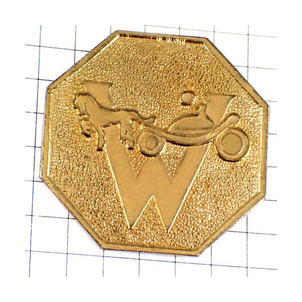 背景の１マスは５mmです。当店のピンバッジ はヴィンテージのレアな限定ピンバッジ です。それぞれのピンズの裏側の針には、新品の留め具をセットしてお送りします。新品の留め具代はピンズの商品代に含まれております。