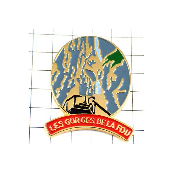 背景の１マスは５mmです。当店のピンバッジ はヴィンテージのレアな限定ピンバッジ です。それぞれのピンズの裏側の針には、新品の留め具をセットしてお送りします。新品の留め具代はピンズの商品代に含まれております。