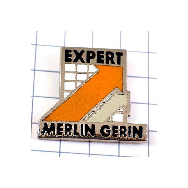 背景の１マスは５mmです。当店のピンバッジ はヴィンテージのレアな限定ピンバッジ です。それぞれのピンズの裏側の針には、新品の留め具をセットしてお送りします。新品の留め具代はピンズの商品代に含まれております。