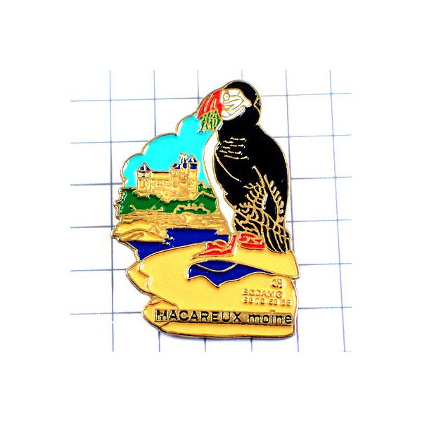 背景の１マスは５mmです。当店のピンバッジ はヴィンテージのレアな限定ピンバッジ です。それぞれのピンズの裏側の針には、新品の留め具をセットしてお送りします。新品の留め具代はピンズの商品代に含まれております。