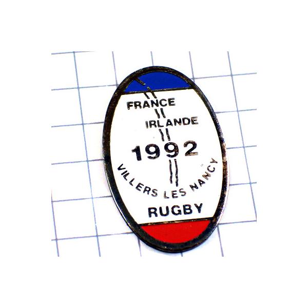 背景の１マスは５mmです。当店のピンバッジ はヴィンテージのレアな限定ピンバッジ です。それぞれのピンズの裏側の針には、新品の留め具をセットしてお送りします。新品の留め具代はピンズの商品代に含まれております。