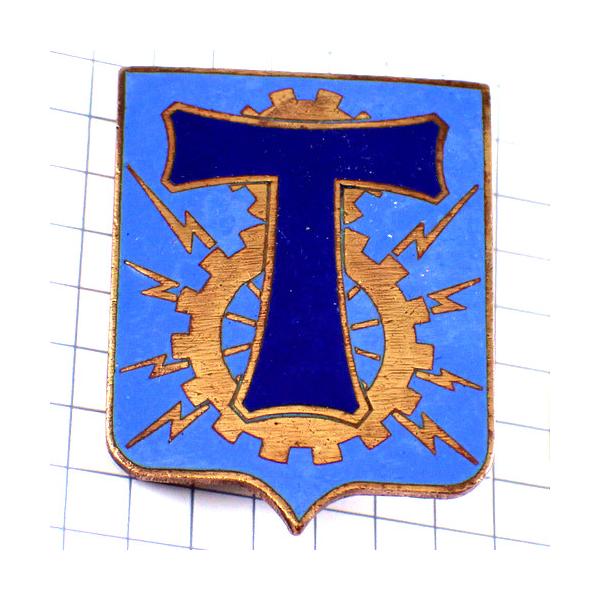 背景の１マスは５mmです。当店のブローチはヴィンテージのレアな限定ブローチです。