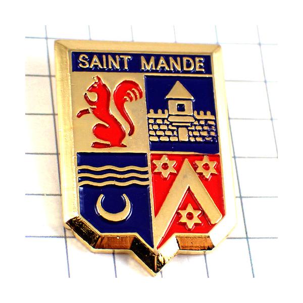 背景の１マスは５mmです。当店のピンバッジ はヴィンテージのレアな限定ピンバッジ です。それぞれのピンズの裏側の針には、新品の留め具をセットしてお送りします。新品の留め具代はピンズの商品代に含まれております。