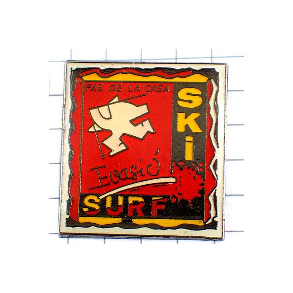 背景の１マスは５mmです。当店のピンバッジ はヴィンテージのレアな限定ピンバッジ です。それぞれのピンズの裏側の針には、新品の留め具をセットしてお送りします。新品の留め具代はピンズの商品代に含まれております。