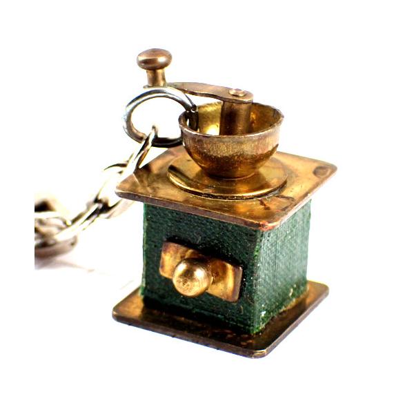 背景の１マスは５mmです。当店のキーホルダー はヴィンテージのレアな限定キーホルダー です。