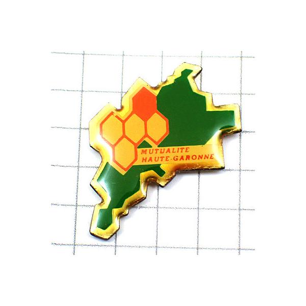 背景の１マスは５mmです。当店のピンバッジ はヴィンテージのレアな限定ピンバッジ です。それぞれのピンズの裏側の針には、新品の留め具をセットしてお送りします。新品の留め具代はピンズの商品代に含まれております。