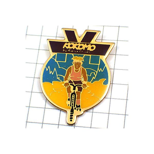 背景の１マスは５mmです。当店のピンバッジ はヴィンテージのレアな限定ピンバッジ です。それぞれのピンズの裏側の針には、新品の留め具をセットしてお送りします。新品の留め具代はピンズの商品代に含まれております。