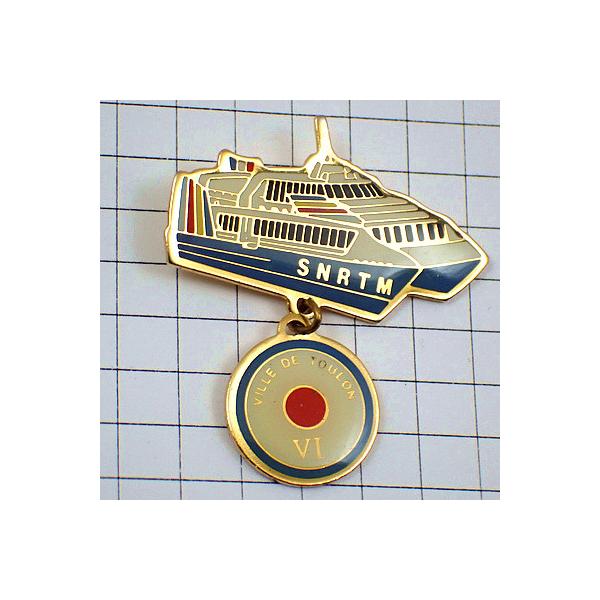 背景の１マスは５mmです。当店のピンバッジ はヴィンテージのレアな限定ピンバッジ です。それぞれのピンズの裏側の針には、新品の留め具をセットしてお送りします。新品の留め具代はピンズの商品代に含まれております。