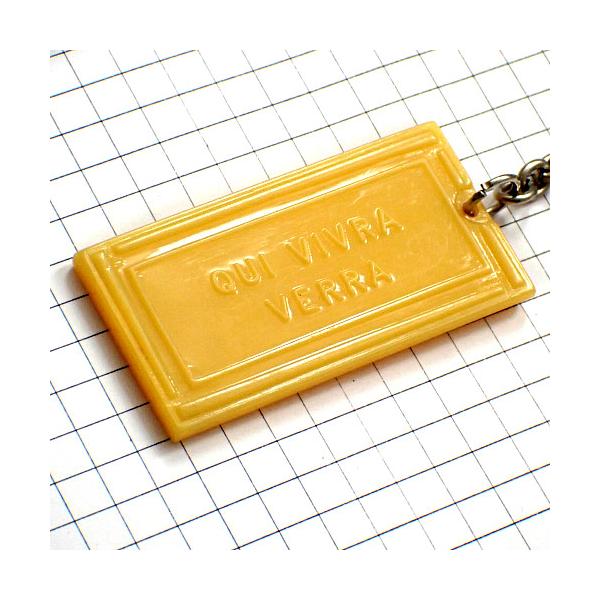 背景の１マスは５mmです。当店のキーホルダー はヴィンテージのレアな限定キーホルダー です。