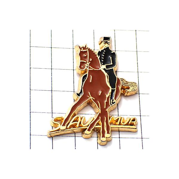 背景の１マスは５mmです。当店のピンバッジ はヴィンテージのレアな限定ピンバッジ です。それぞれのピンズの裏側の針には、新品の留め具をセットしてお送りします。新品の留め具代はピンズの商品代に含まれております。