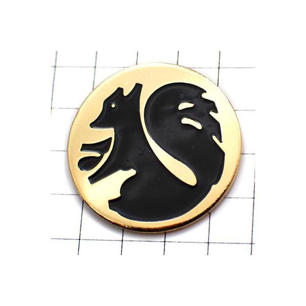 背景の１マスは５mmです。当店のピンバッジ はヴィンテージのレアな限定ピンバッジ です。それぞれのピンズの裏側の針には、新品の留め具をセットしてお送りします。新品の留め具代はピンズの商品代に含まれております。