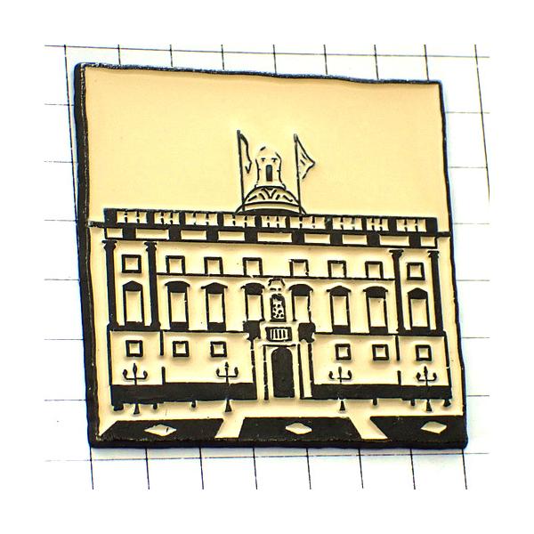 背景の１マスは５mmです。当店のピンバッジ はヴィンテージのレアな限定ピンバッジ です。それぞれのピンズの裏側の針には、新品の留め具をセットしてお送りします。新品の留め具代はピンズの商品代に含まれております。