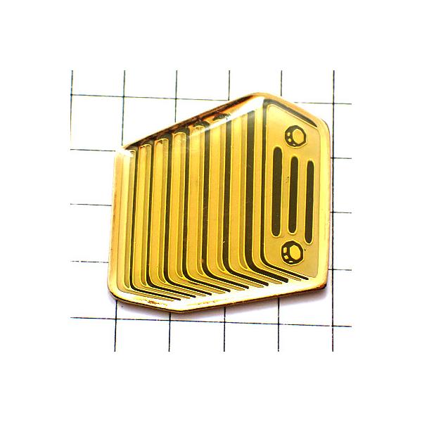 背景の１マスは５mmです。当店のピンバッジ はヴィンテージのレアな限定ピンバッジ です。それぞれのピンズの裏側の針には、新品の留め具をセットしてお送りします。新品の留め具代はピンズの商品代に含まれております。