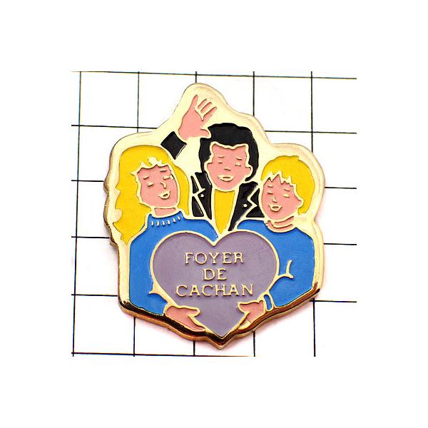 背景の１マスは５mmです。当店のピンバッジ はヴィンテージのレアな限定ピンバッジ です。それぞれのピンズの裏側の針には、新品の留め具をセットしてお送りします。新品の留め具代はピンズの商品代に含まれております。