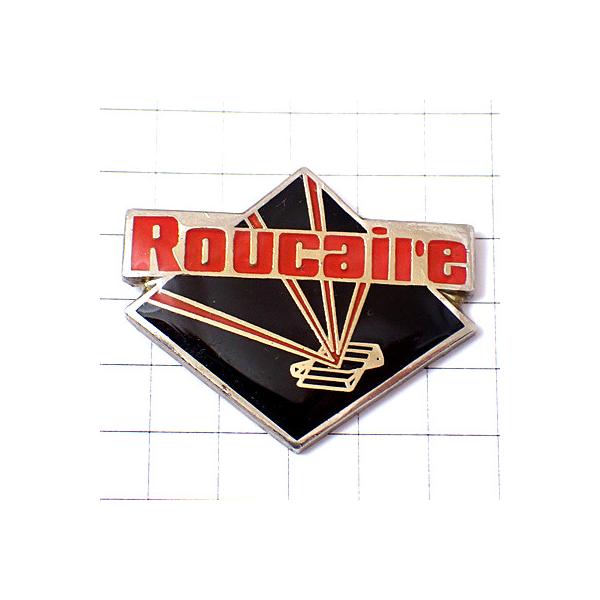 背景の１マスは５mmです。当店のピンバッジ はヴィンテージのレアな限定ピンバッジ です。それぞれのピンズの裏側の針には、新品の留め具をセットしてお送りします。新品の留め具代はピンズの商品代に含まれております。