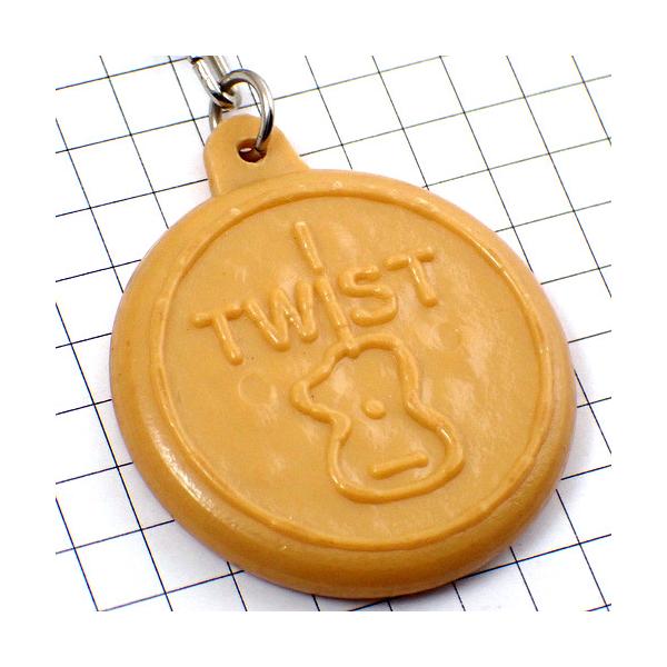 背景の１マスは５mmです。当店のキーホルダー はヴィンテージのレアな限定キーホルダー です。