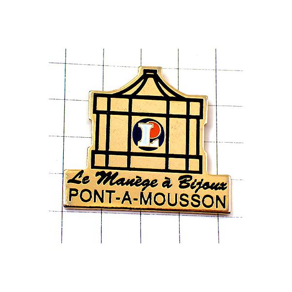 背景の１マスは５mmです。当店のピンバッジ はヴィンテージのレアな限定ピンバッジ です。それぞれのピンズの裏側の針には、新品の留め具をセットしてお送りします。新品の留め具代はピンズの商品代に含まれております。