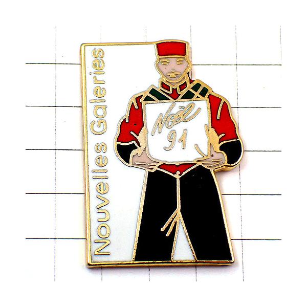 背景の１マスは５mmです。当店のピンバッジ はヴィンテージのレアな限定ピンバッジ です。それぞれのピンズの裏側の針には、新品の留め具をセットしてお送りします。新品の留め具代はピンズの商品代に含まれております。