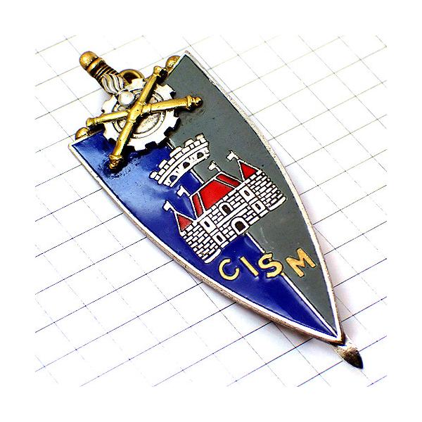 背景の１マスは５mmです。当店のブローチはヴィンテージのレアな限定ブローチです。