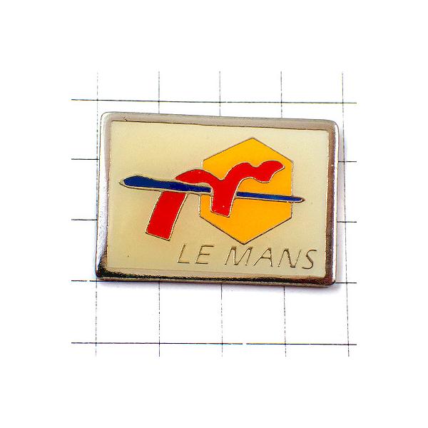 背景の１マスは５mmです。当店のピンバッジ はヴィンテージのレアな限定ピンバッジ です。それぞれのピンズの裏側の針には、新品の留め具をセットしてお送りします。新品の留め具代はピンズの商品代に含まれております。