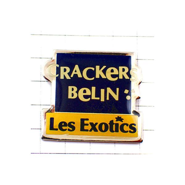 背景の１マスは５mmです。当店のピンバッジ はヴィンテージのレアな限定ピンバッジ です。それぞれのピンズの裏側の針には、新品の留め具をセットしてお送りします。新品の留め具代はピンズの商品代に含まれております。