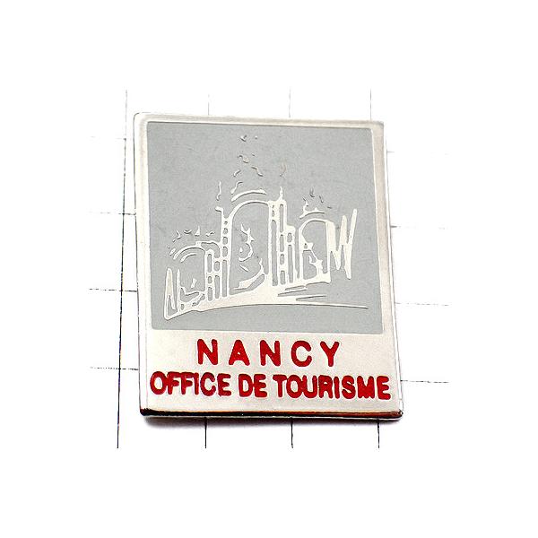 背景の１マスは５mmです。当店のピンバッジ はヴィンテージのレアな限定ピンバッジ です。それぞれのピンズの裏側の針には、新品の留め具をセットしてお送りします。新品の留め具代はピンズの商品代に含まれております。