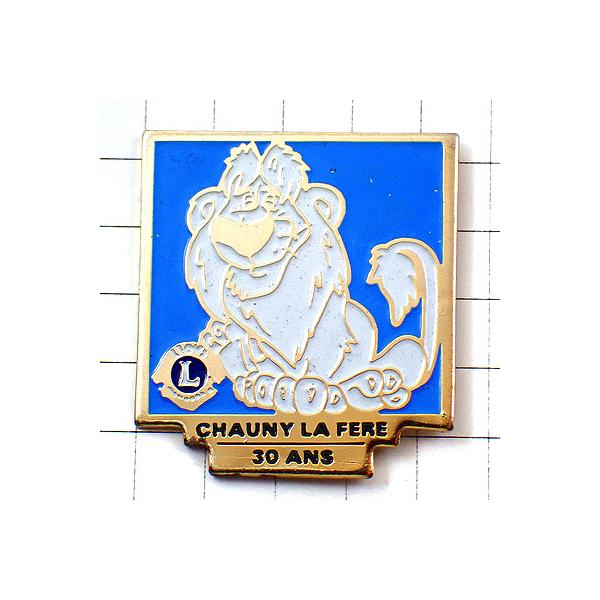 背景の１マスは５mmです。当店のピンバッジ はヴィンテージのレアな限定ピンバッジ です。それぞれのピンズの裏側の針には、新品の留め具をセットしてお送りします。新品の留め具代はピンズの商品代に含まれております。