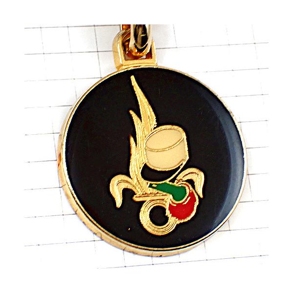 背景の１マスは５mmです。当店のキーホルダー はヴィンテージのレアな限定キーホルダー です。