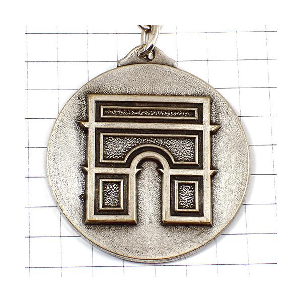 背景の１マスは５mmです。当店のキーホルダー はヴィンテージのレアな限定キーホルダー です。