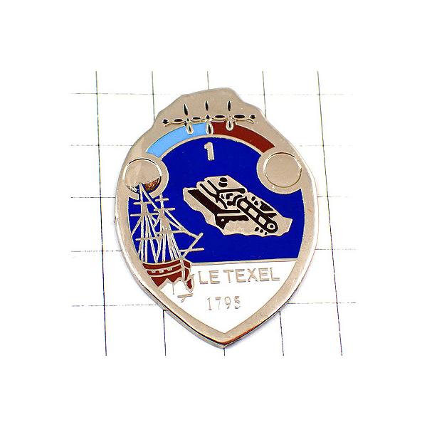 背景の１マスは５mmです。当店のピンバッジ はヴィンテージのレアな限定ピンバッジ です。それぞれのピンズの裏側の針には、新品の留め具をセットしてお送りします。新品の留め具代はピンズの商品代に含まれております。