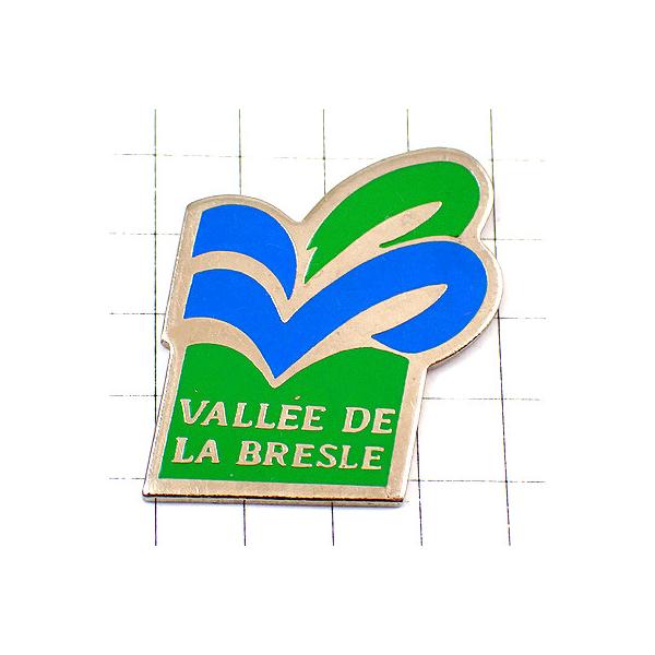 背景の１マスは５mmです。当店のピンバッジ はヴィンテージのレアな限定ピンバッジ です。それぞれのピンズの裏側の針には、新品の留め具をセットしてお送りします。新品の留め具代はピンズの商品代に含まれております。