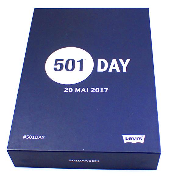 背景の１マスは５mmです。当店のピンバッジ はヴィンテージのレアな限定ピンバッジ です。それぞれのピンズの裏側の針には、新品の留め具をセットしてお送りします。新品の留め具代はピンズの商品代に含まれております。