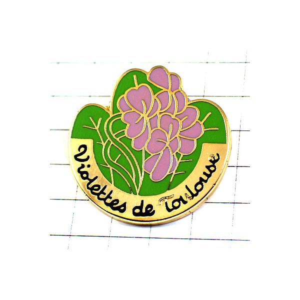 背景の１マスは５mmです。当店のピンバッジ はヴィンテージのレアな限定ピンバッジ です。それぞれのピンズの裏側の針には、新品の留め具をセットしてお送りします。新品の留め具代はピンズの商品代に含まれております。