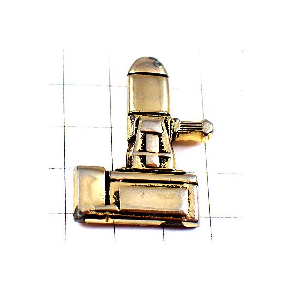 背景の１マスは５mmです。当店のピンバッジ はヴィンテージのレアな限定ピンバッジ です。それぞれのピンズの裏側の針には、新品の留め具をセットしてお送りします。新品の留め具代はピンズの商品代に含まれております。