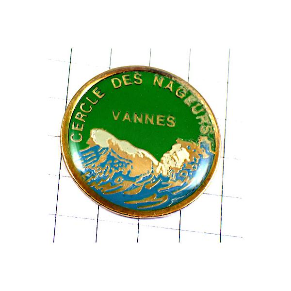 背景の１マスは５mmです。当店のピンバッジ はヴィンテージのレアな限定ピンバッジ です。それぞれのピンズの裏側の針には、新品の留め具をセットしてお送りします。新品の留め具代はピンズの商品代に含まれております。