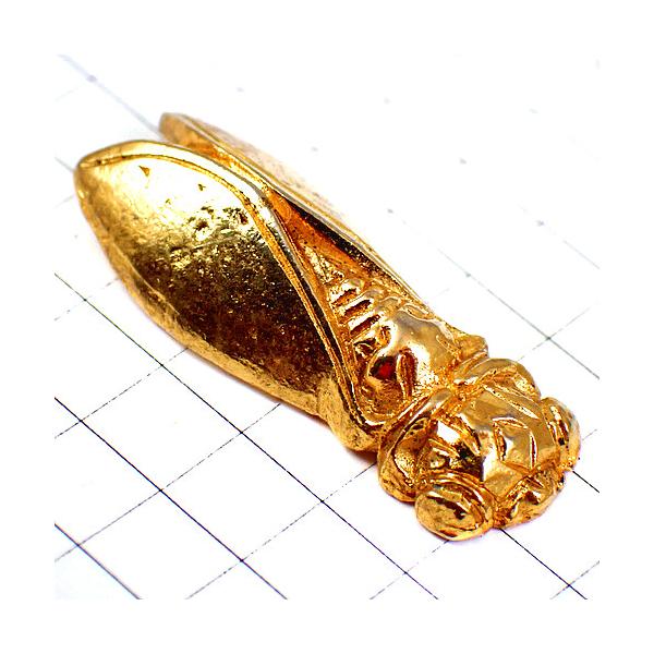 背景の１マスは５mmです。当店のピンバッジ はヴィンテージのレアな限定ピンバッジ です。それぞれのピンズの裏側の針には、新品の留め具をセットしてお送りします。新品の留め具代はピンズの商品代に含まれております。