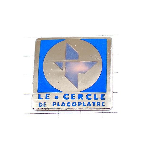 背景の１マスは５mmです。当店のピンバッジ はヴィンテージのレアな限定ピンバッジ です。それぞれのピンズの裏側の針には、新品の留め具をセットしてお送りします。新品の留め具代はピンズの商品代に含まれております。