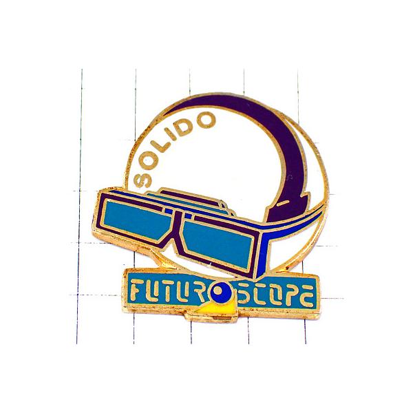 背景の１マスは５mmです。当店のピンバッジ はヴィンテージのレアな限定ピンバッジ です。それぞれのピンズの裏側の針には、新品の留め具をセットしてお送りします。新品の留め具代はピンズの商品代に含まれております。