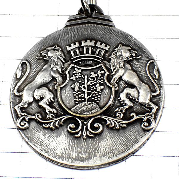 背景の１マスは５mmです。当店のキーホルダー はヴィンテージのレアな限定キーホルダー です。