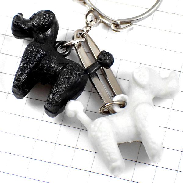 背景の１マスは５mmです。当店のキーホルダー はヴィンテージのレアな限定キーホルダー です。