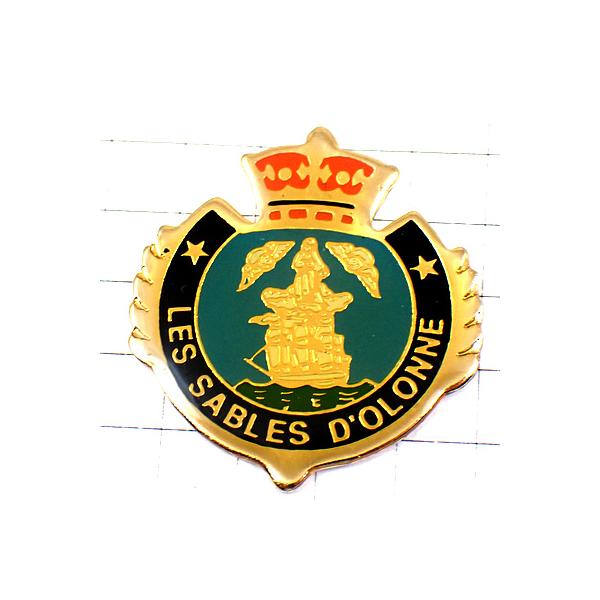 背景の１マスは５mmです。当店のピンバッジ はヴィンテージのレアな限定ピンバッジ です。それぞれのピンズの裏側の針には、新品の留め具をセットしてお送りします。新品の留め具代はピンズの商品代に含まれております。