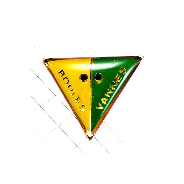 背景の１マスは５mmです。当店のピンバッジ はヴィンテージのレアな限定ピンバッジ です。それぞれのピンズの裏側の針には、新品の留め具をセットしてお送りします。新品の留め具代はピンズの商品代に含まれております。