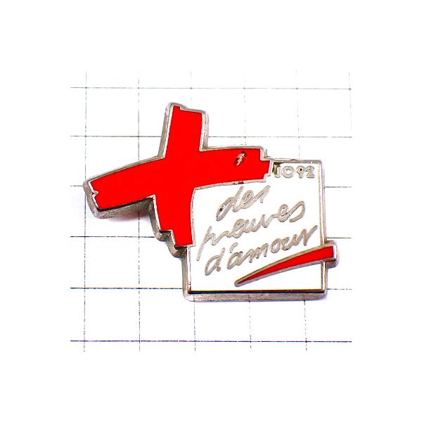 背景の１マスは５mmです。当店のピンバッジ はヴィンテージのレアな限定ピンバッジ です。それぞれのピンズの裏側の針には、新品の留め具をセットしてお送りします。新品の留め具代はピンズの商品代に含まれております。