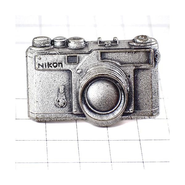 背景の１マスは５mmです。当店のピンバッジ はヴィンテージのレアな限定ピンバッジ です。それぞれのピンズの裏側の針には、新品の留め具をセットしてお送りします。新品の留め具代はピンズの商品代に含まれております。