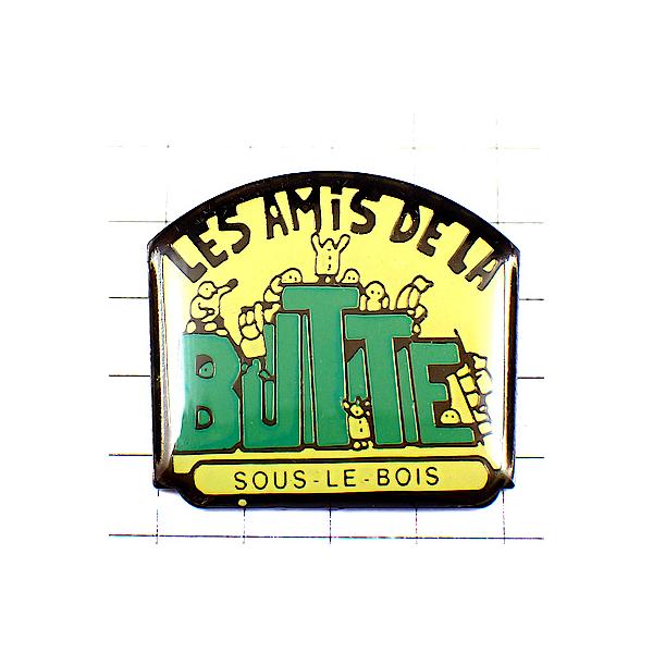 背景の１マスは５mmです。当店のピンバッジ はヴィンテージのレアな限定ピンバッジ です。それぞれのピンズの裏側の針には、新品の留め具をセットしてお送りします。新品の留め具代はピンズの商品代に含まれております。