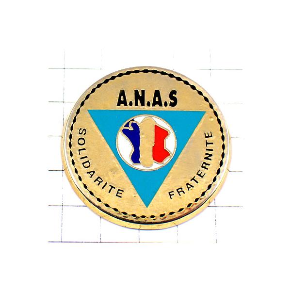 背景の１マスは５mmです。当店のピンバッジ はヴィンテージのレアな限定ピンバッジ です。それぞれのピンズの裏側の針には、新品の留め具をセットしてお送りします。新品の留め具代はピンズの商品代に含まれております。