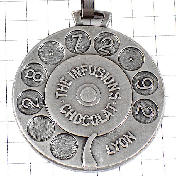 背景の１マスは５mmです。当店のキーホルダー はヴィンテージのレアな限定キーホルダー です。