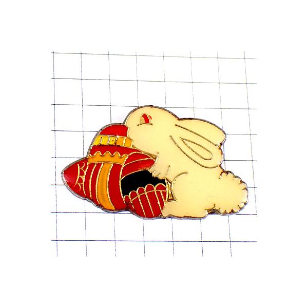 背景の１マスは５mmです。当店のピンバッジ はヴィンテージのレアな限定ピンバッジ です。それぞれのピンズの裏側の針には、新品の留め具をセットしてお送りします。新品の留め具代はピンズの商品代に含まれております。